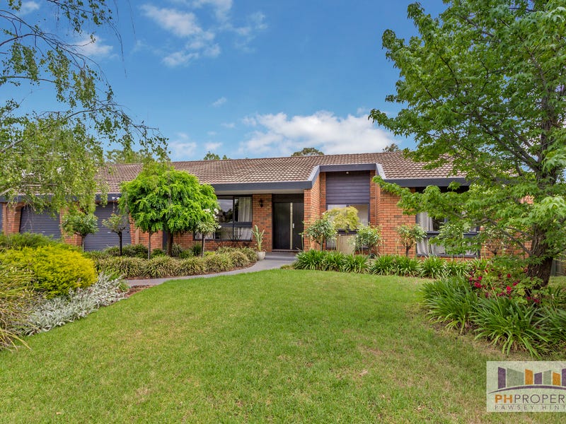 8 Bunting Court, Strathdale, VIC 3550 - realestate.com.au