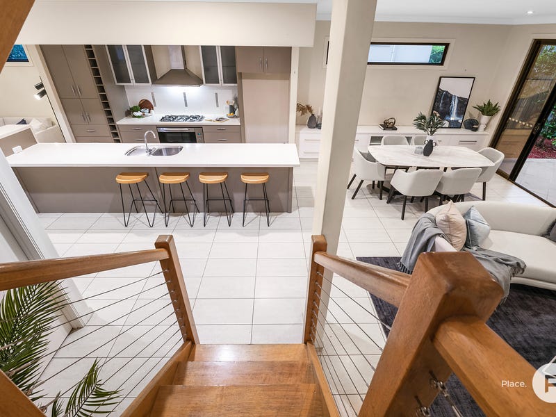 19 Merlin Street, Tennyson, Qld 4105 - Property Details