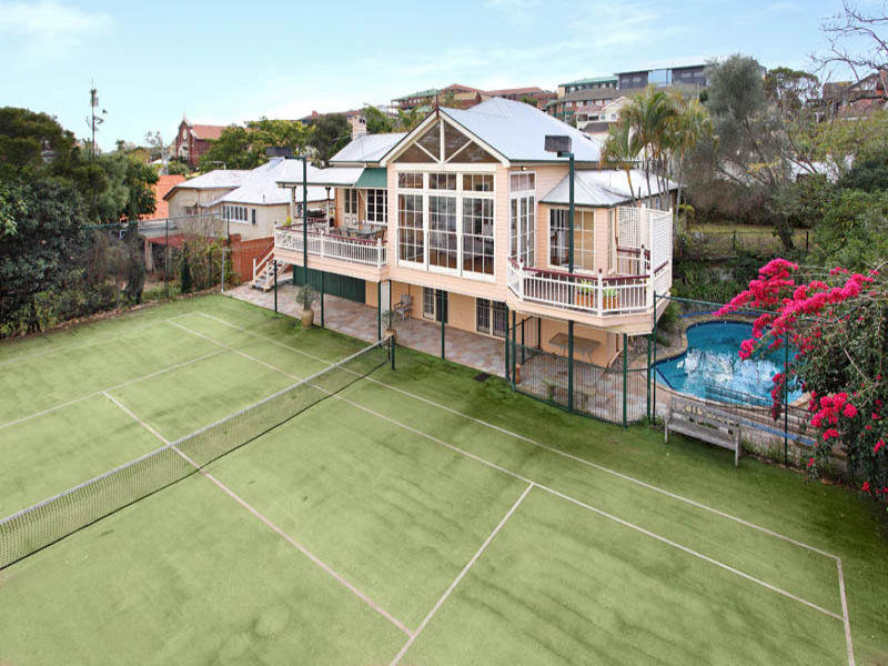 81 Oriel Road, Clayfield, Qld 4011 - Property Details