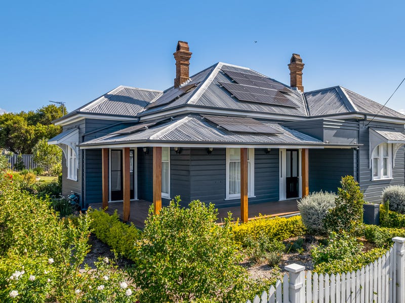 74 Wood Street, Warwick, Qld 4370 - Property Details