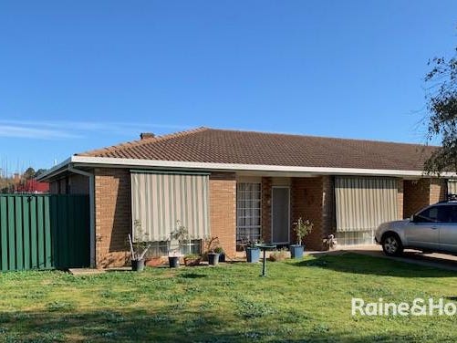 1/7 Murringo Street, Young, NSW 2594 - Property Details