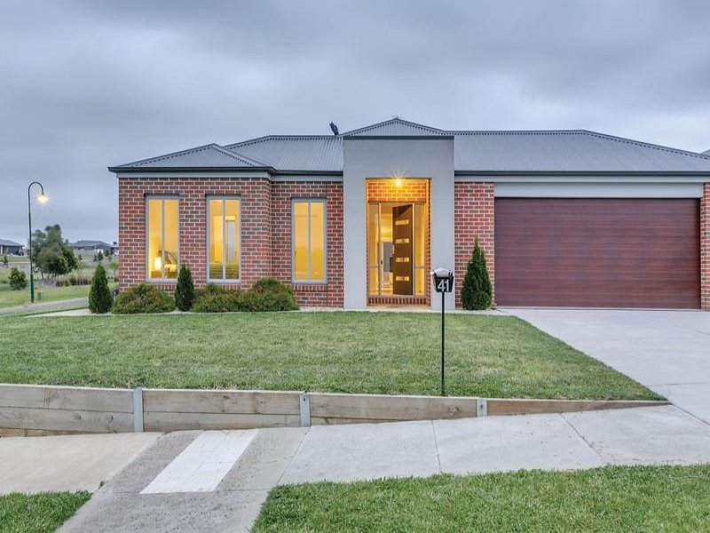 41 The Ridge, Delacombe, Vic 3356 - Property Details
