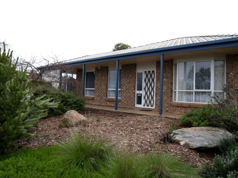 9 Gamay Drive, Old Reynella, SA 5161 - realestate.com.au