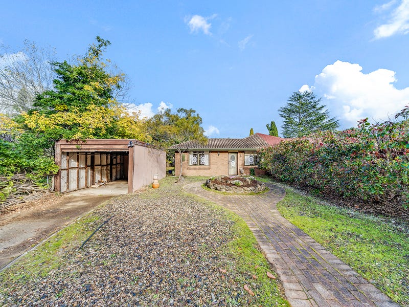 11 Dore Court, Evatt, ACT 2617 - Property Details