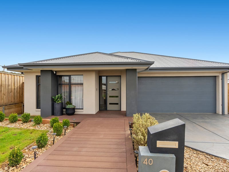 40 Hollyhoke Drive, Maddingley, Vic 3340 - Property Details