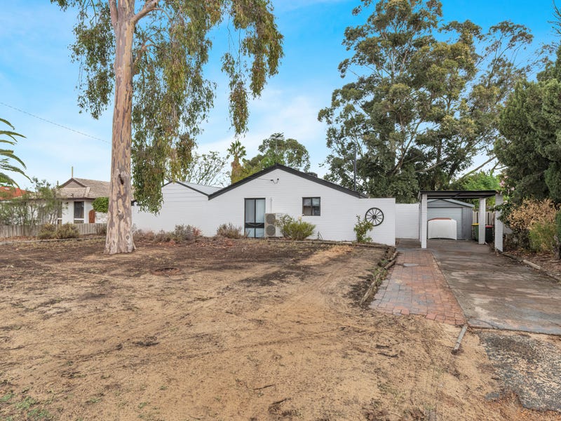 4 Kingia Place, Pinjarra, WA 6208 - Property Details