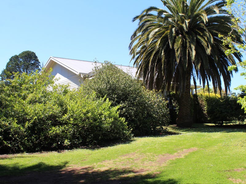 8054 Hamilton Highway, Hamilton, VIC 3300 - realestate.com.au