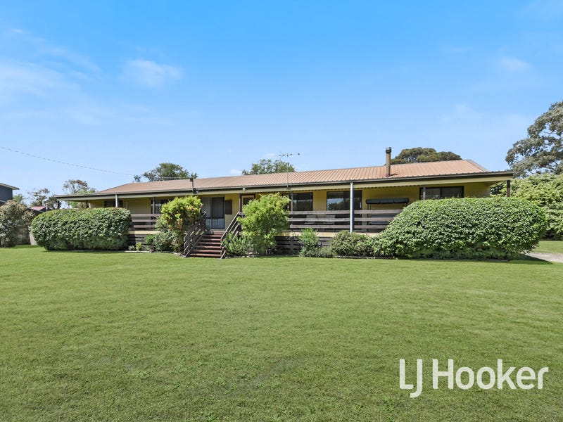 20 Beazley Road, Cardinia, Vic 3978 - Property Details