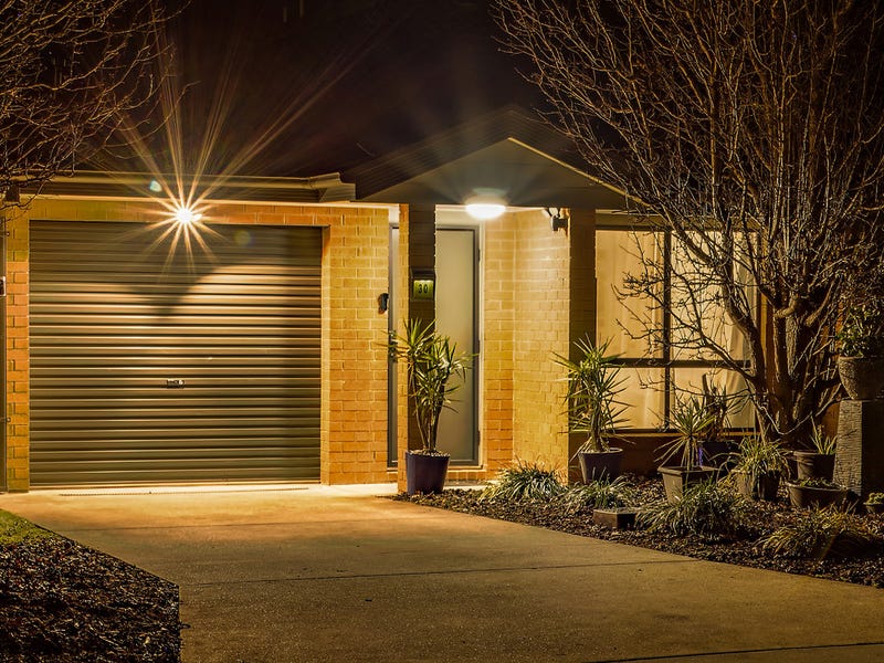 30 Audrey Cahn Street, MacGregor, ACT 2615 - Property Details