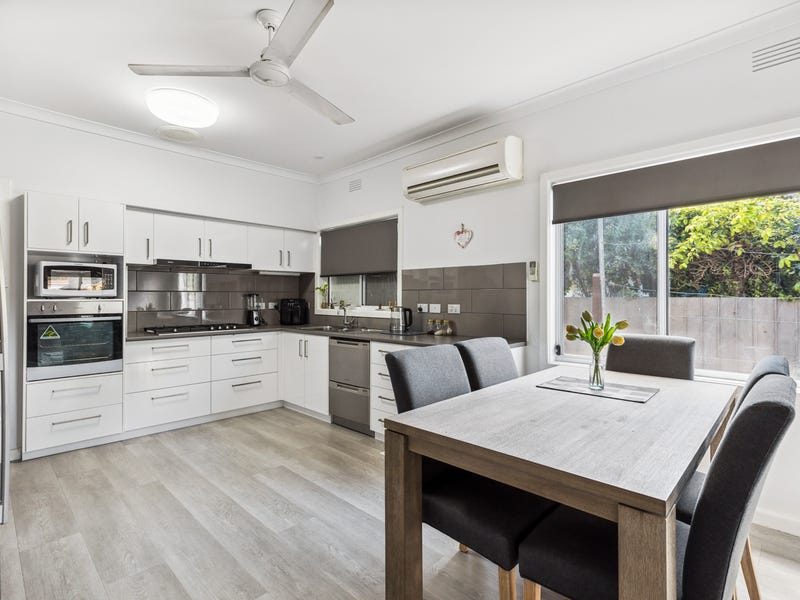 15 SERVICE STREET, Tatura, Vic 3616 - Property Details