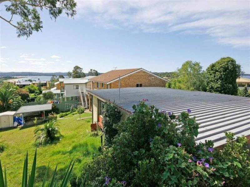 16 Ocean Road, Batehaven, NSW 2536 - Property Details