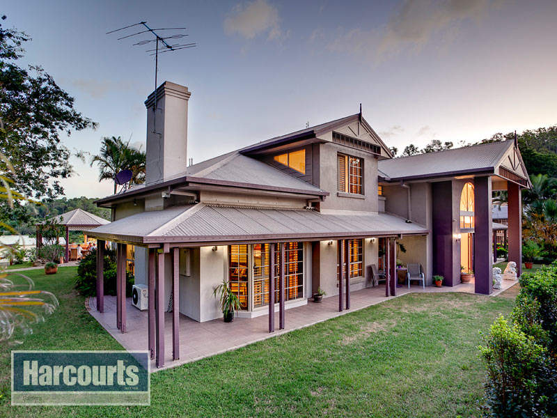 11 Woodhaven Place, Mitchelton, Qld 4053 - Property Details