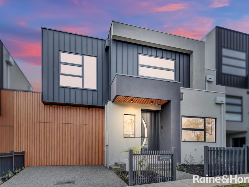 1A Woodvale Grove, Essendon, Vic 3040 - Property Details