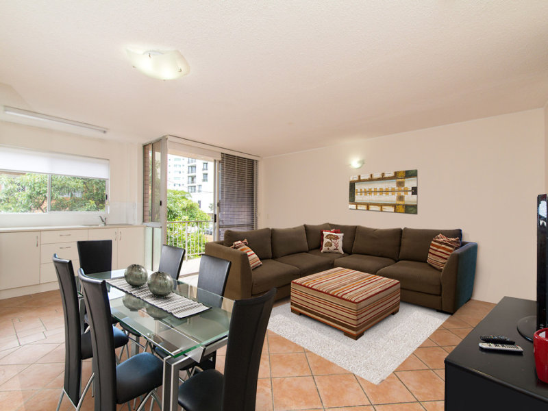 26 Labrador Street, Labrador, Qld 4215 - Property Details