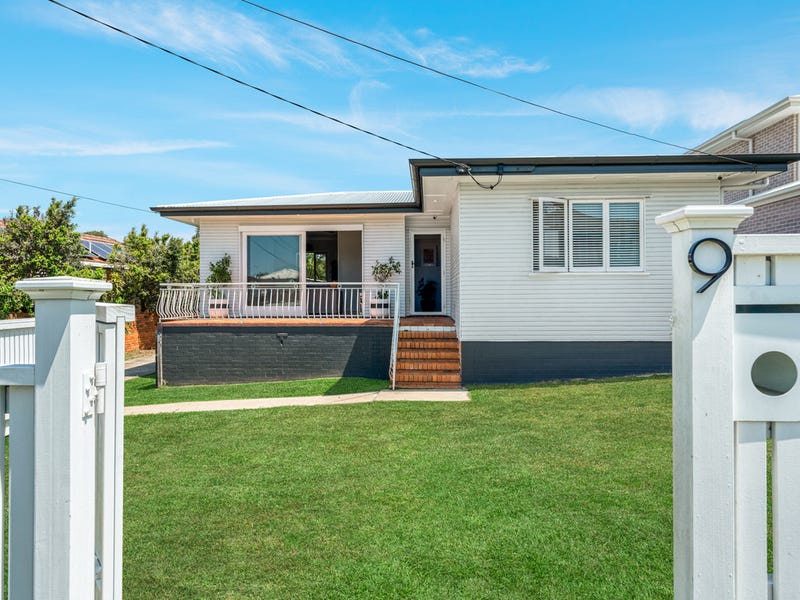 9 Ronmack Street, Chermside, Qld 4032 - Property Details