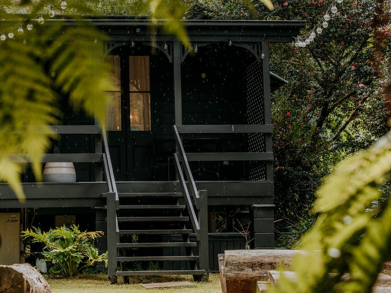 9 Lloyds Road, Springbrook, Qld 4213 - Property Details