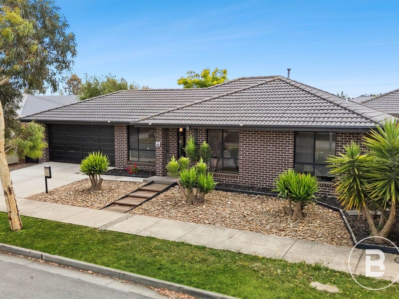 12 Ascot Gardens Drive, Delacombe, Vic 3356 - Property Details