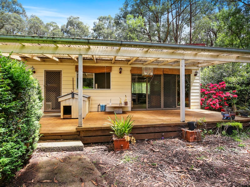 55 Correa Road, Yellingbo, Vic 3139 - Property Details