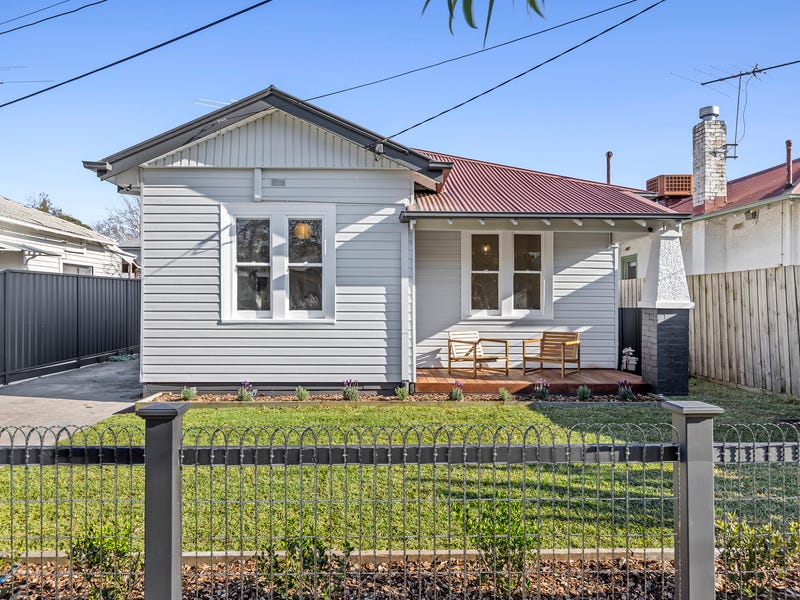 33 William Street, Oakleigh, Vic 3166 - Property Details