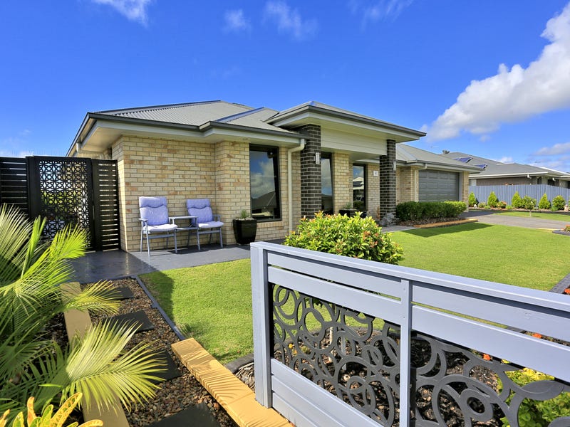 14 LOUIS WAY, Kawungan, Qld 4655 - Property Details