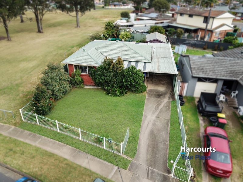 23 Eloura Street, Dharruk, NSW 2770 - Property Details