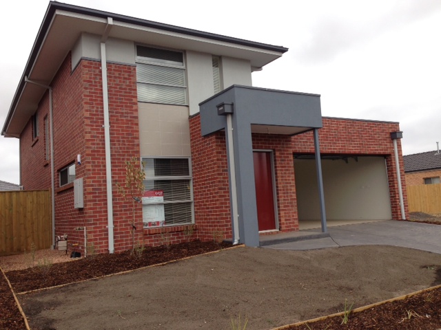 22 Treeleaf Avenue, Point Cook, VIC 3030 - realestate.com.au