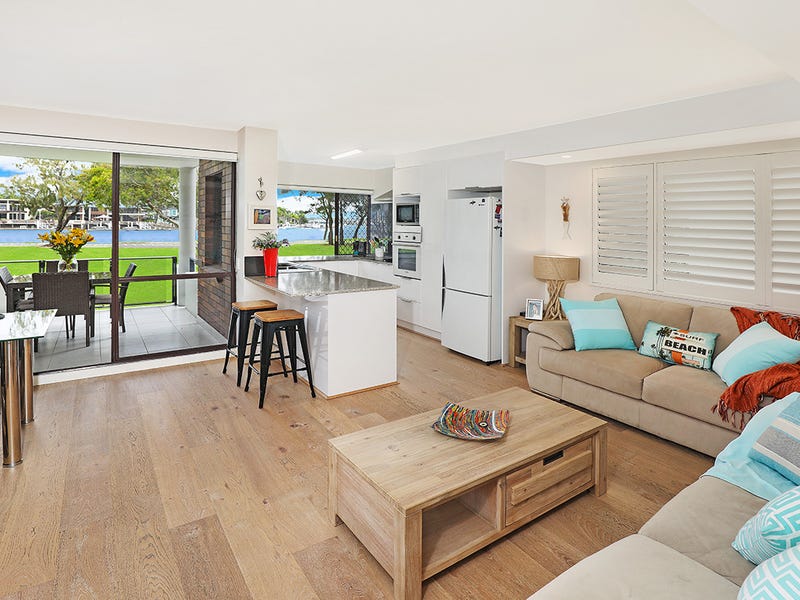 2/93 Parkyn Parade, Mooloolaba, Qld 4557 - Property Details