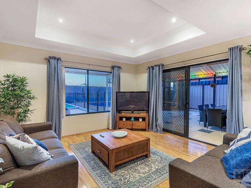 43 Rocklea Crescent, Ellenbrook, WA 6069 - Property Details