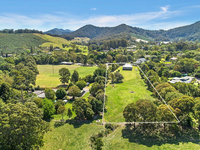 10 Ayrshire Park Drive, Boambee, NSW 2450 - Property Details