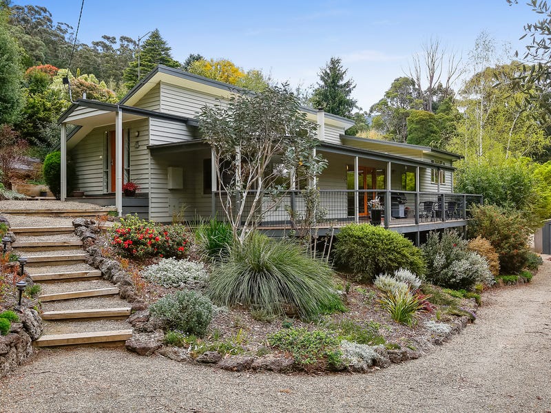 2 View Street, Warburton, Vic 3799 - Property Details