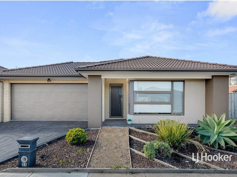 21 Hutchence Drive, Point Cook, VIC 3030 - realestate.com.au