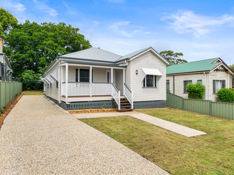 8A Cooper Street, South Toowoomba, QLD 4350 - realestate.com.au