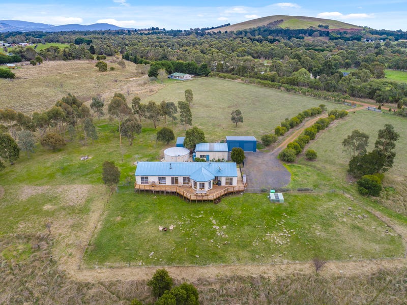 462 Chintin Road, Monegeetta, VIC 3433 - realestate.com.au