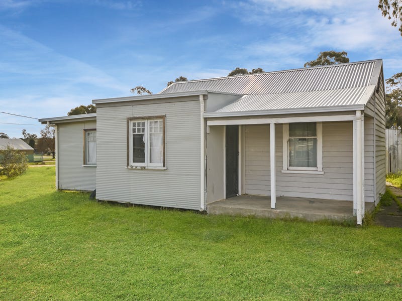 4 Austin St, Stawell, Vic 3380 - Property Details