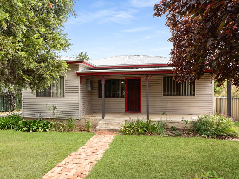 141 Clinton Street, Orange, NSW 2800 - Property Details