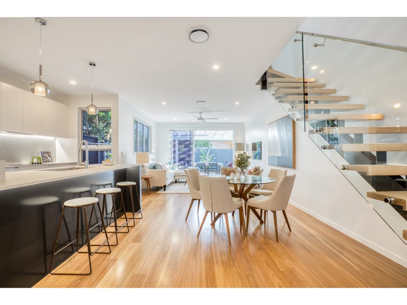 A And B/22 Hilda Street, Hamilton, Qld 4007 - Property Details