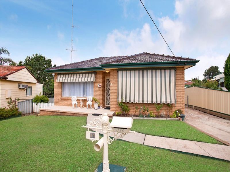 11 Joan Street, Rutherford, NSW 2320 - Property Details