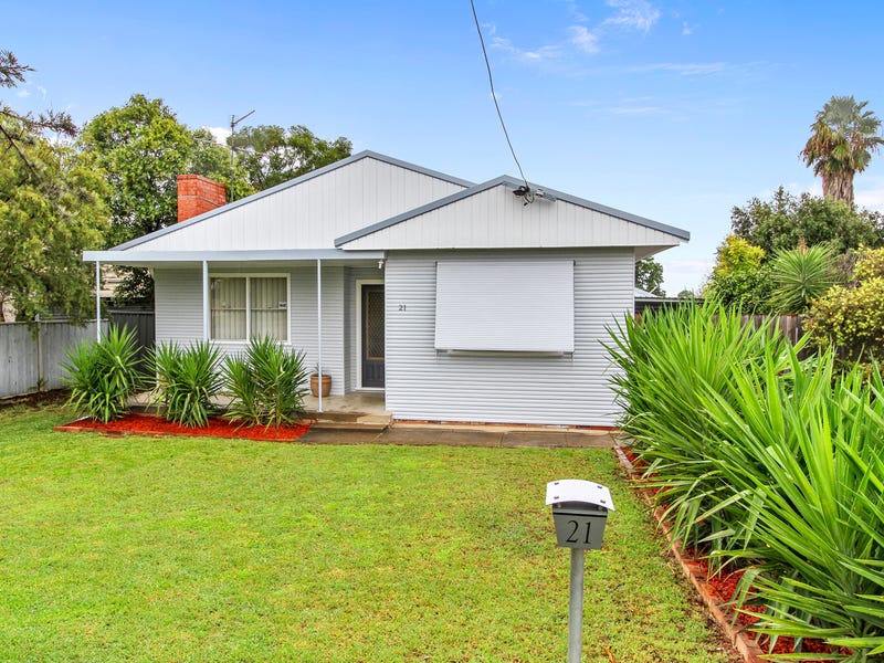 21 Churchill Street, Tamworth, NSW 2340 - Property Details