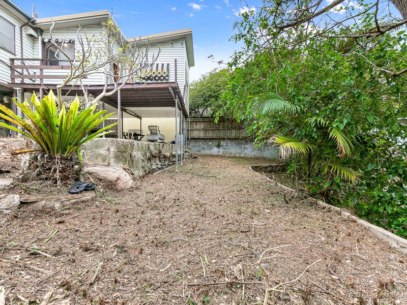 13 Gould Avenue, Narraweena, NSW 2099 - Property Details