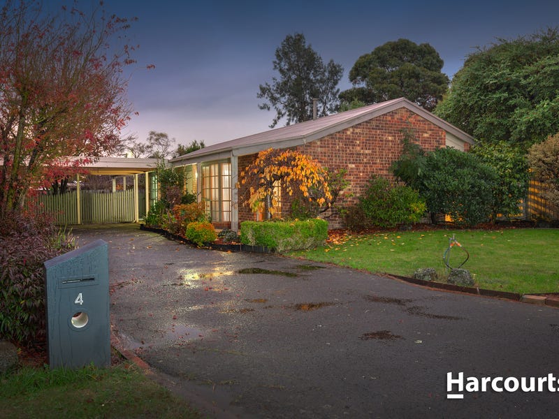 4 Amelia Close, Beaconsfield, Vic 3807 - Property Details