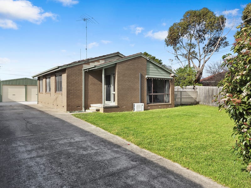 33 Melva Crescent, Whittington, Vic 3219 - Property Details