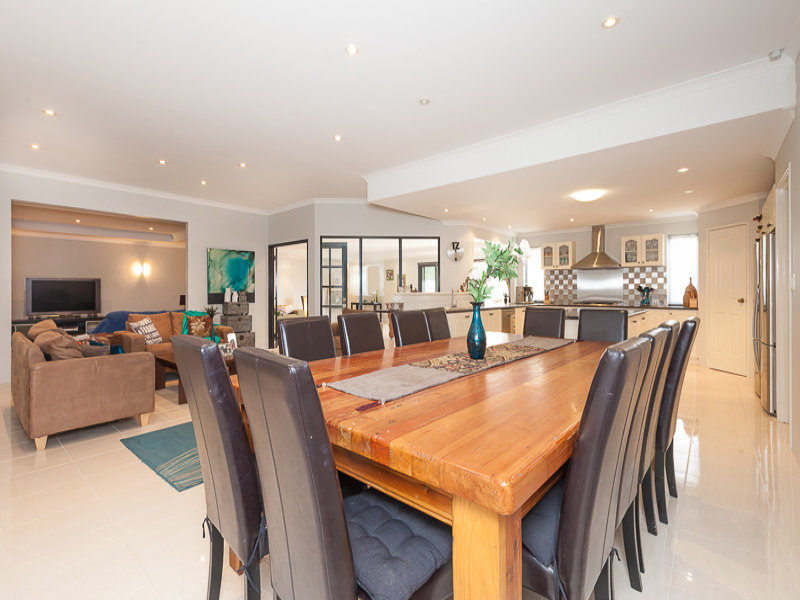 14 SMALLBROOK RETREAT, Caversham, WA 6055 - Property Details