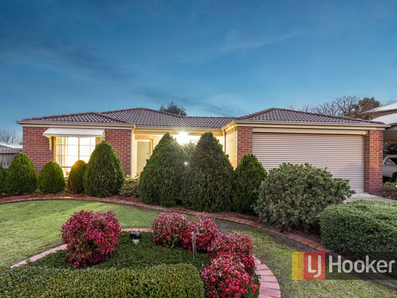 3 Jonathan Place, Pakenham, Vic 3810 - Property Details