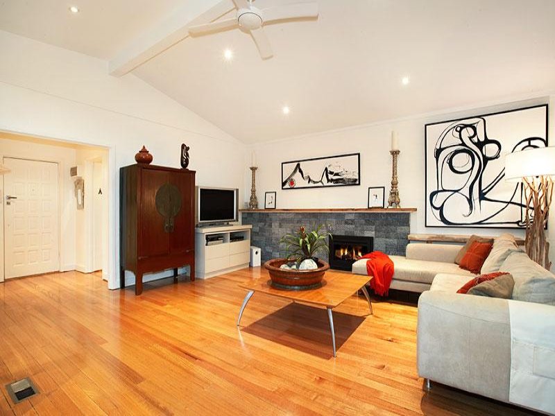 3 Blackfriars Close, Toorak, Vic 3142 - Property Details