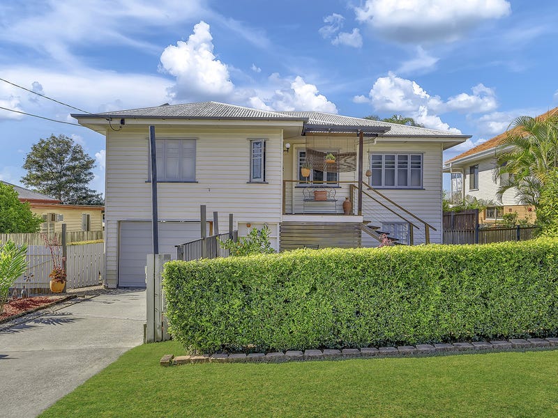 26 Margaret Street, Silkstone, Qld 4304 - Property Details