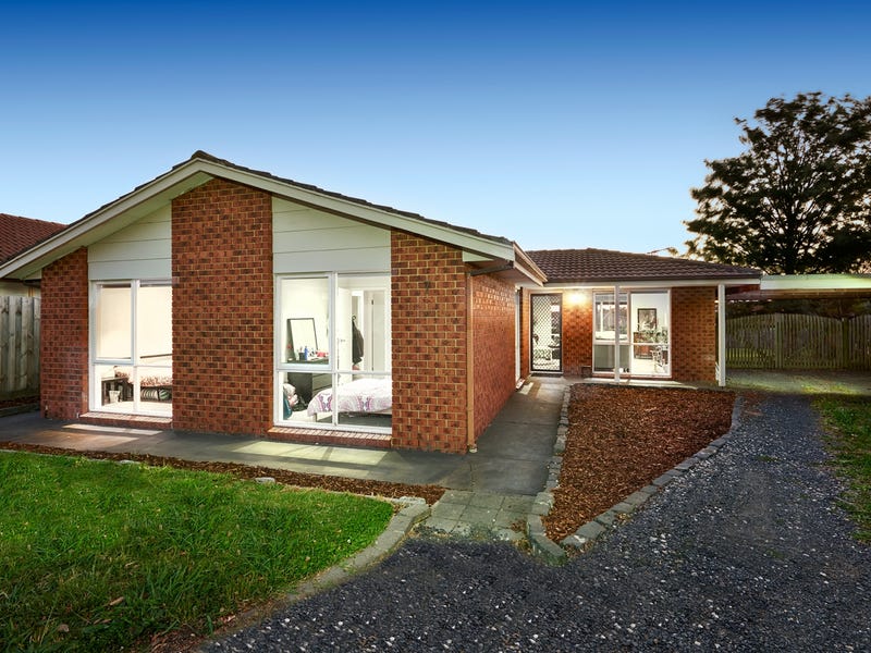 7 Feldspar Court, Narre Warren, VIC 3805 - realestate.com.au