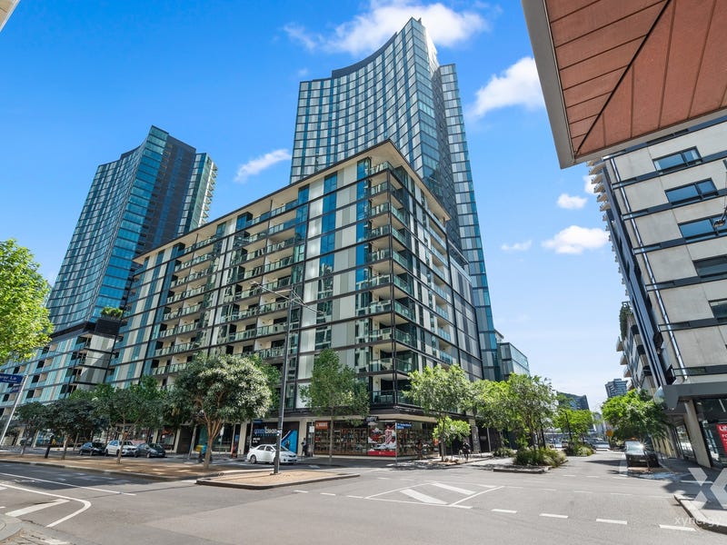 303/9 Waterside Place, Docklands, Vic 3008 - Property Details