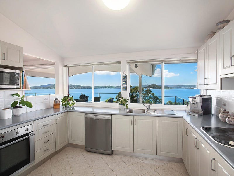 28 Sandstone Crescent, Tascott, NSW 2250 - Property Details