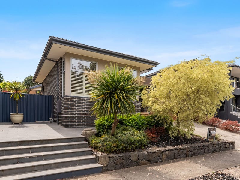 6 Quarry Close, Niddrie, Vic 3042 - Property Details