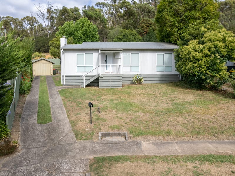 31 Fifth Street, Eildon, Vic 3713 - Property Details